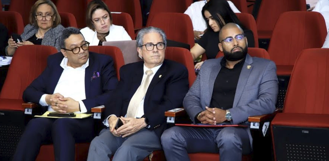 Reformas A La CSS: Director Dino Mon Resalta Balance Positivo Tras Consultas Ciudadanas | Panamá ...