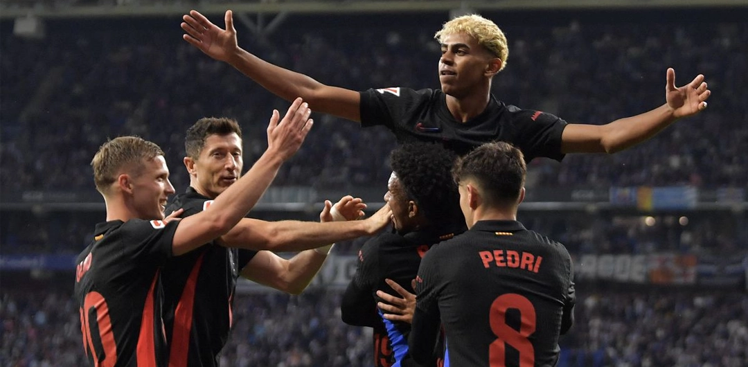 Golazo Al "estilo Messi" De Lamine Yamal Le Da El Título Al Barcelona: La Reacción Que ...