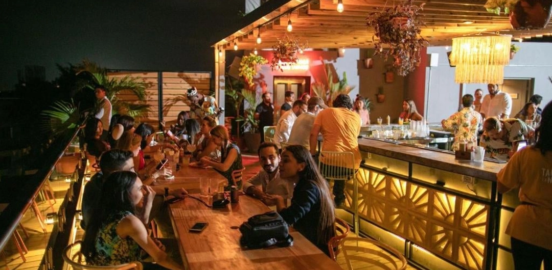 Casco Antiguo De Panamá: Donde La Noche Se Viste De Fiesta Y La Rumba Nunca Duerme | Panamá ...